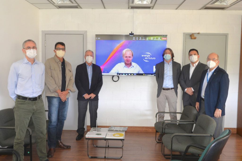 Nova diretoria da GIZ Brasil se reúne com diretores do Cepel - CEPEL